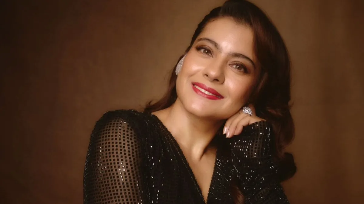 Kajol Shares Photo Of Dancing On A Taxi From Her Debut Movie; Fans Call ...
