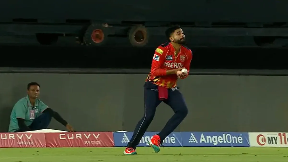 RCB vs PBKS IPL 2025 Final: Shreyas Iyer's Sensational Catch Steals ...