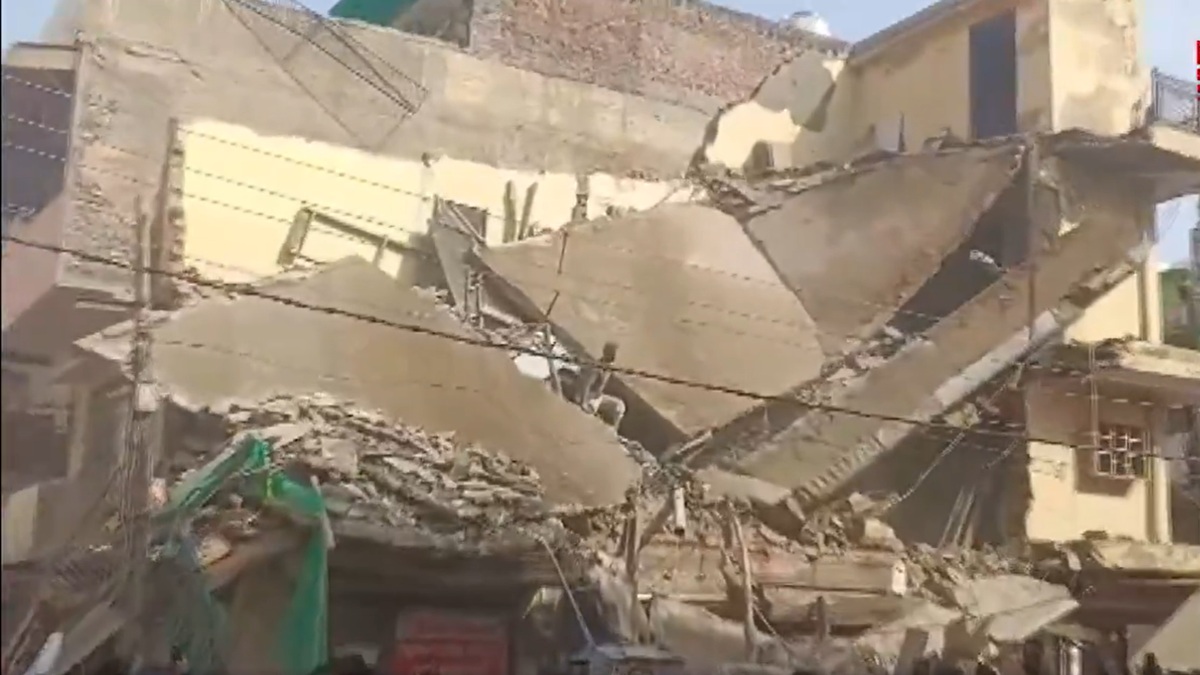 Delhi: Building Collapses In Rohini's Sector 7, Two Feared Trapped As ...