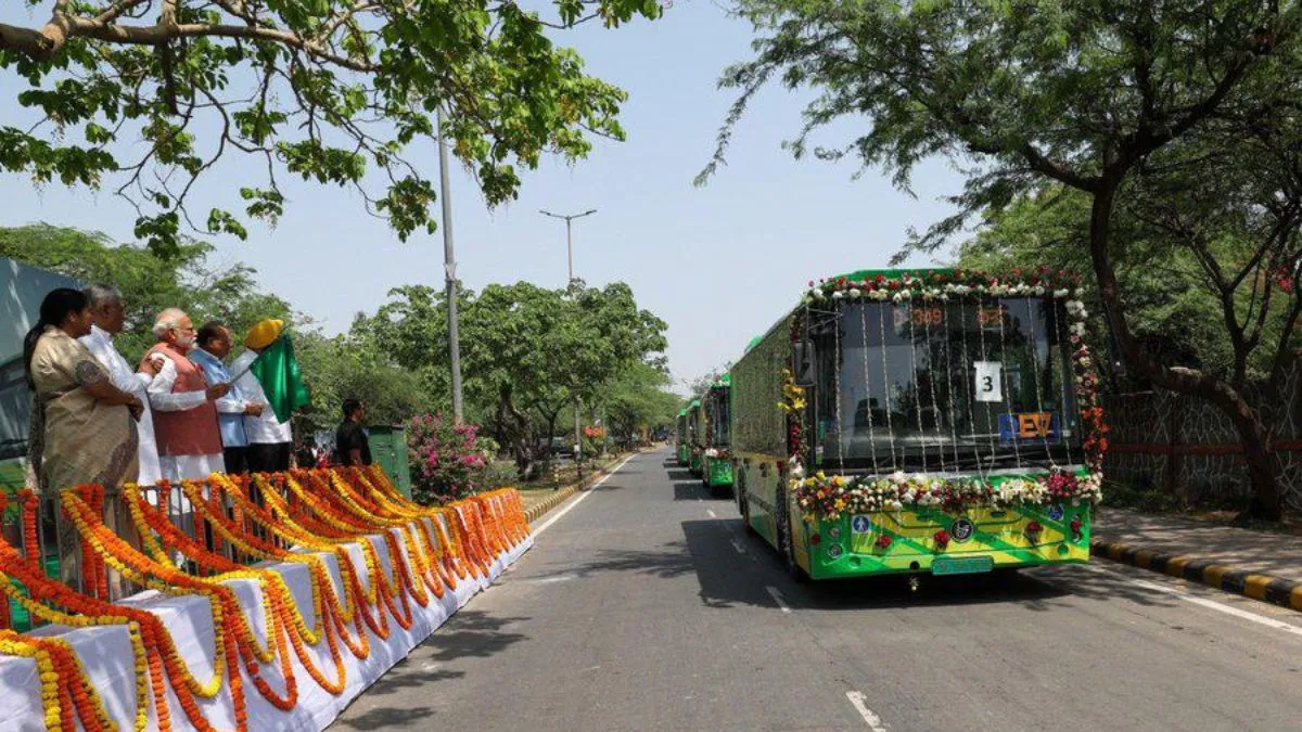 World Environment Day: PM Modi Flagged Off 200 Electric Buses, Will ...