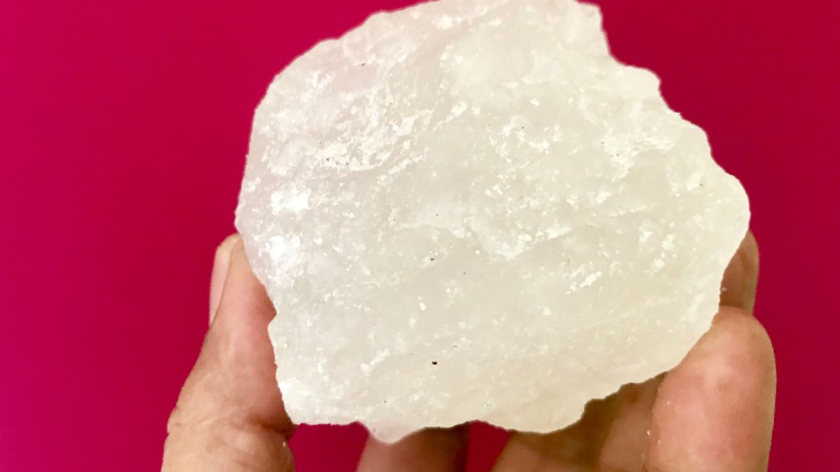 What Is Alum? Powerful Household And Health Uses Of Fitkari Beyond ...