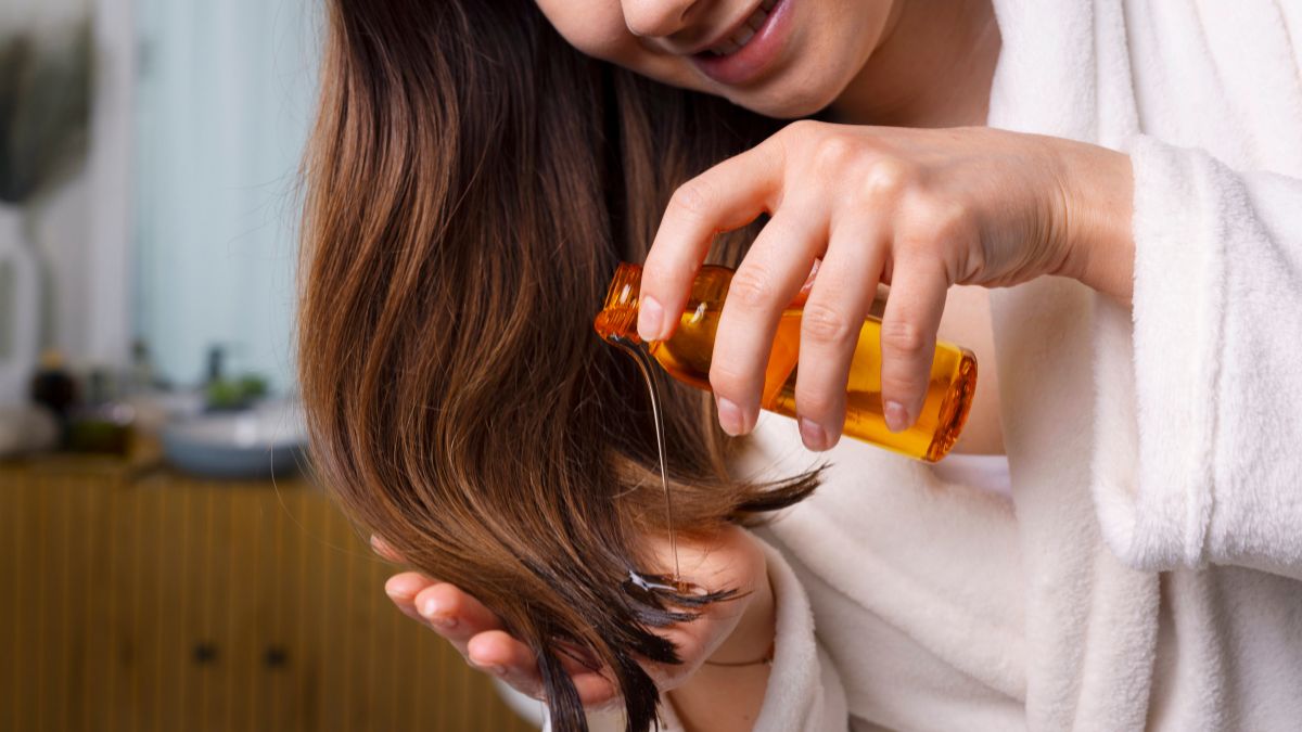 Unlock The Right Ways To Apply Oil For Stronger, Longer Hair