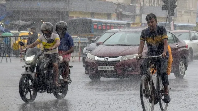 Karnataka Weather Update: IMD Issues Rain Alert For Bengaluru, Malnad ...