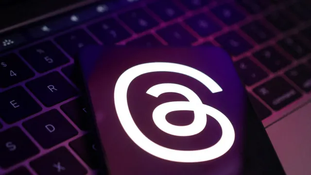 Threads Starts Testing In-App DMs: Here’s What To Expect