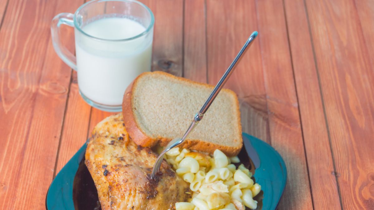 What Are The 5 Worst Food Combinations To Avoid According To Ayurveda?