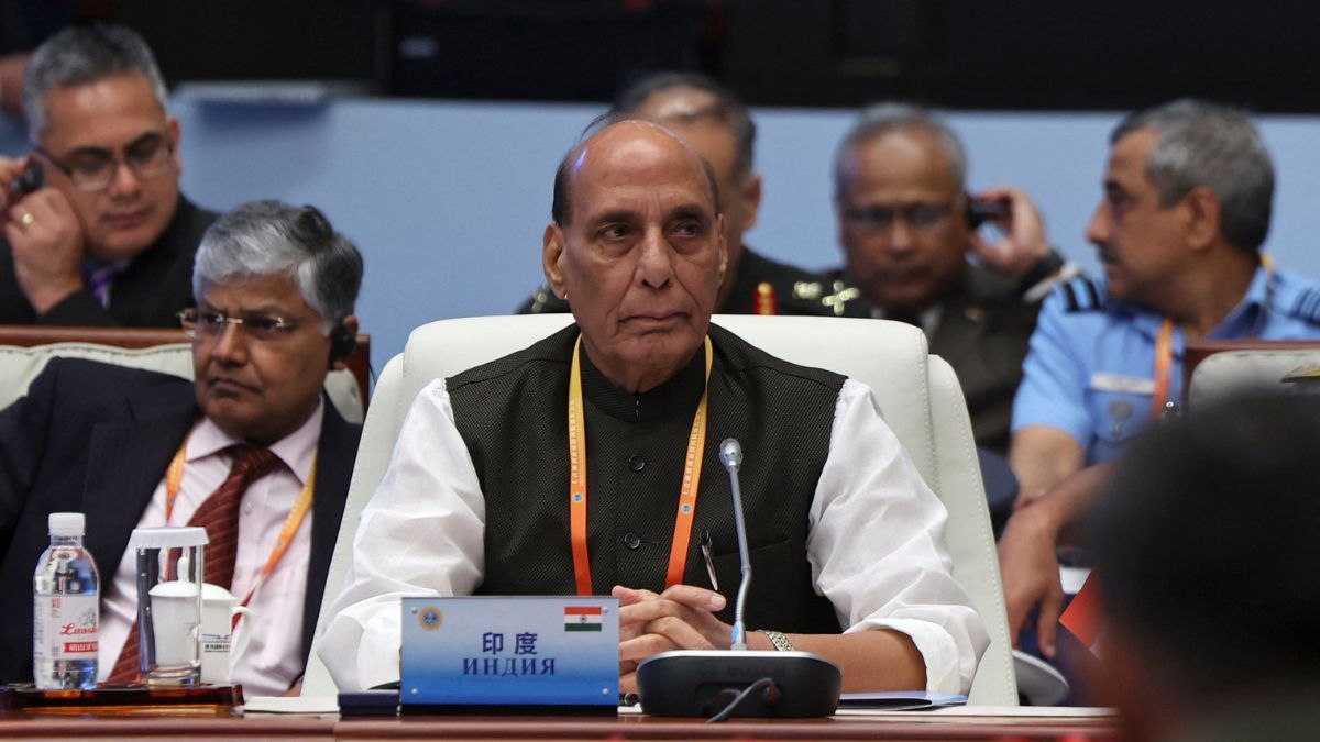 India's Big Message To China And Pakistan: Rajnath Singh Refuses To Sign SCO Document | Know Why