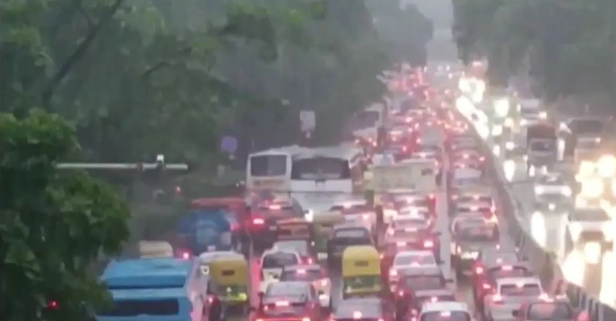 Delhi Weather Update: National Capital And NCR Witness Light Rain And Thunderstorms; IMD Warns ...