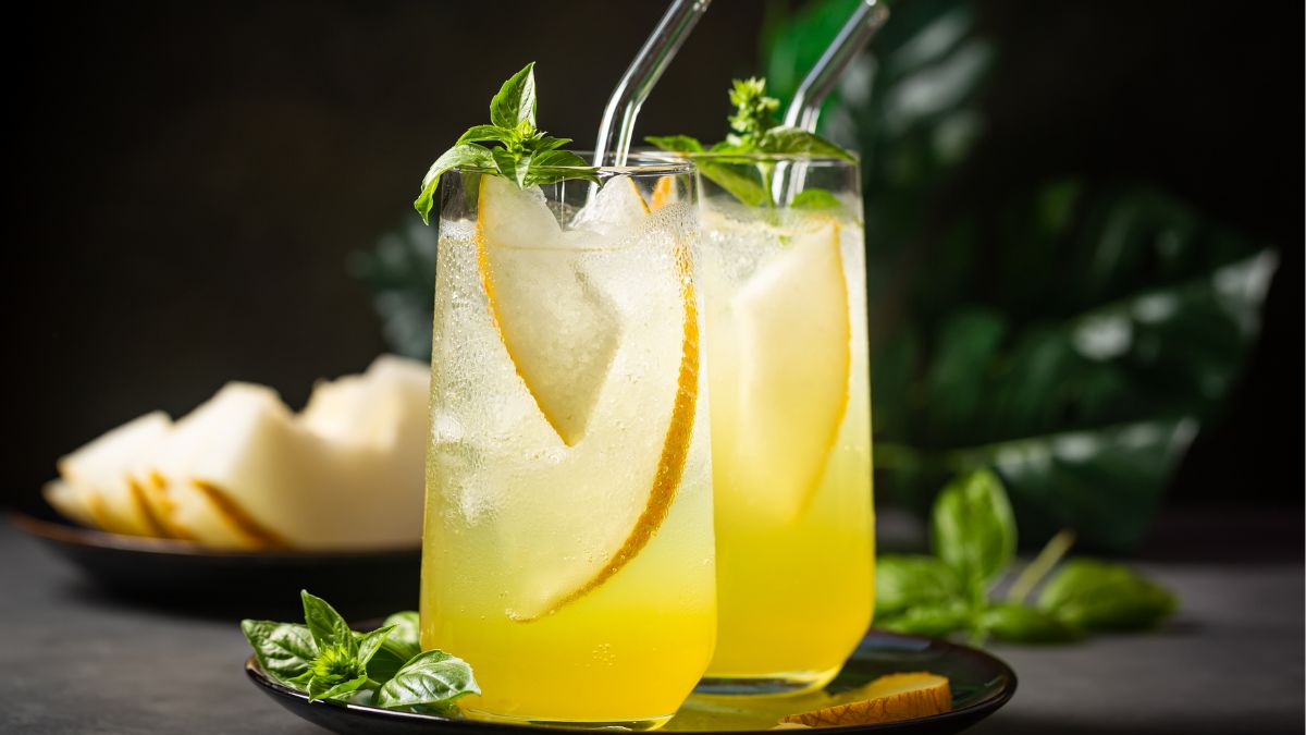 Is Lemon Water Healthy For You? 6 Signs When You Should Stop Drinking It
