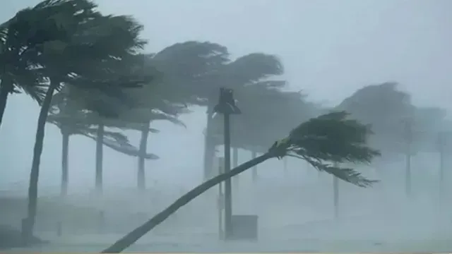 Gujarat Weather Forecast: Moderate Rain, Thunder Likely In Ahmedabad ...