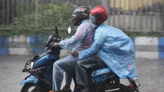 Karnataka Weather Update: Red Alert In Coastal Areas As Rain ...