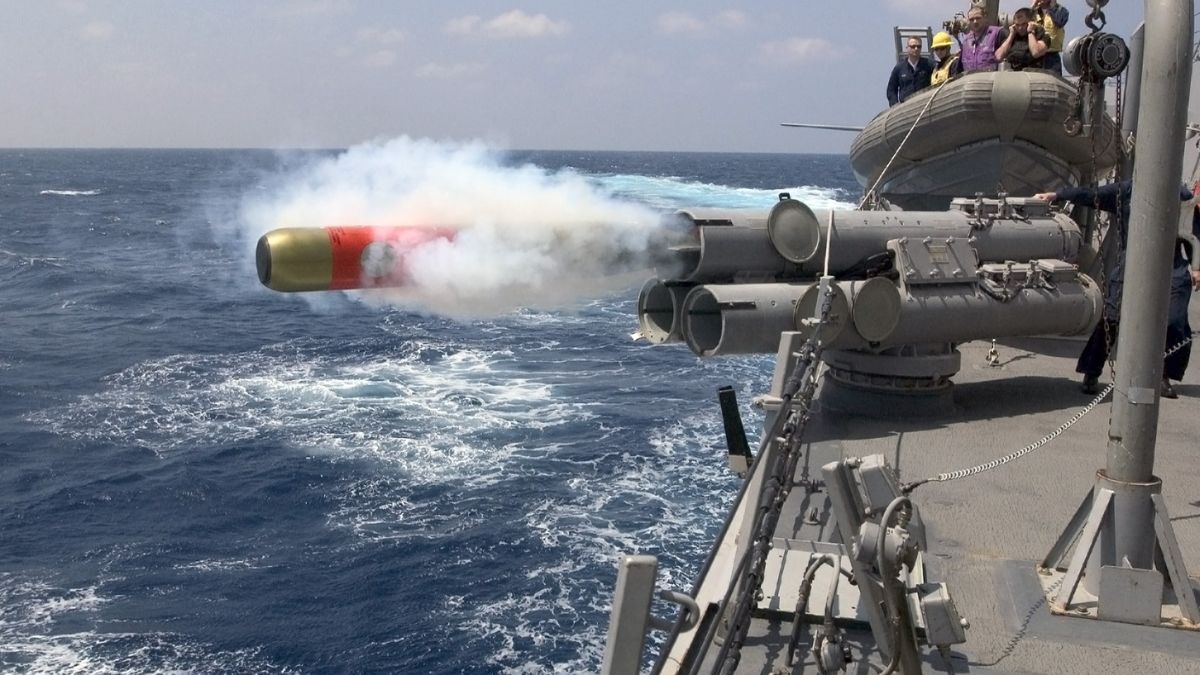 10 Deadliest Weapons In The World In History: Nuclear Weapon To Longbow ...