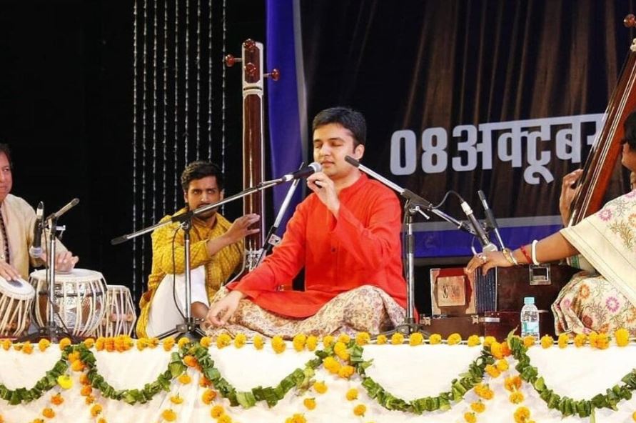 From JEE AIR 6 To IAS At 21, Then Microsoft To AI Startup Founder – Why ...