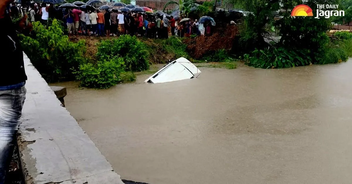 UP Tragedy: 11 Killed After Bolero Plunges Into Canal In Gonda; PM Modi, CM Adityanath Announce ...