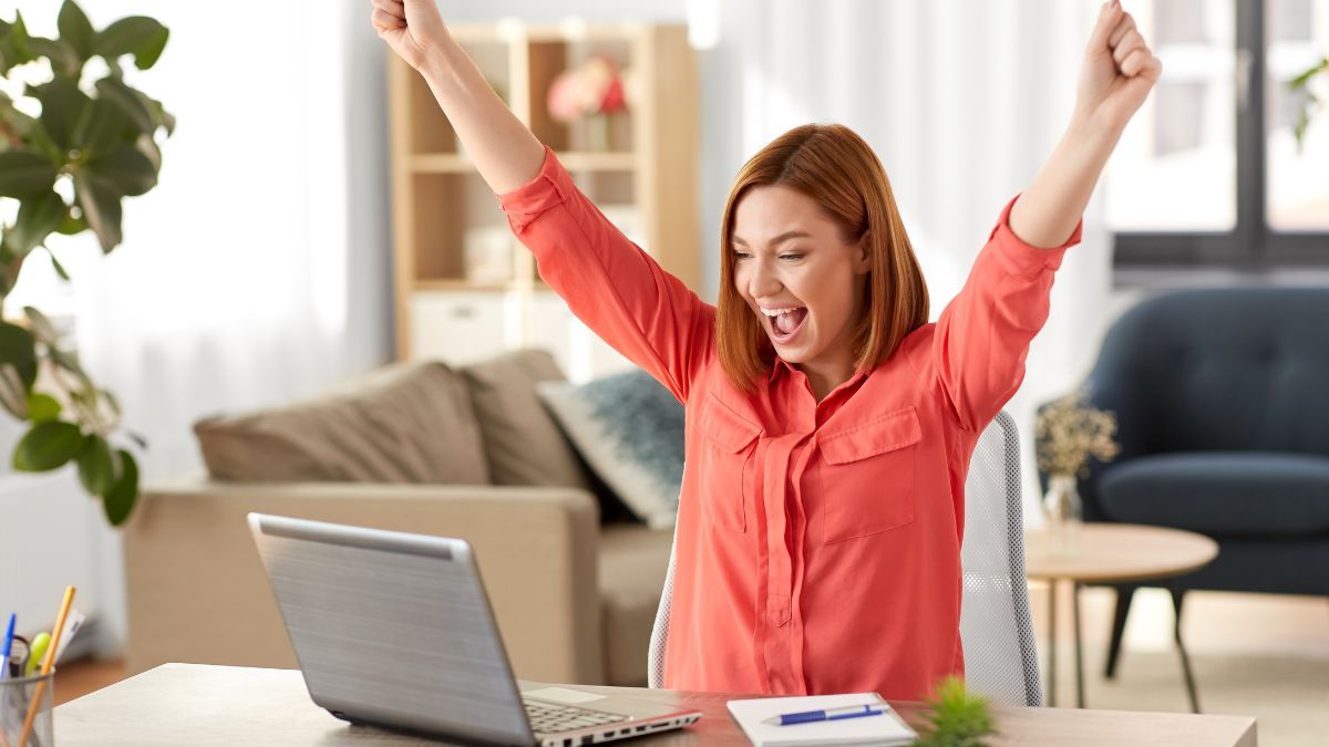 50+ Empowering Quotes To Honour Independent Women On Single Working ...