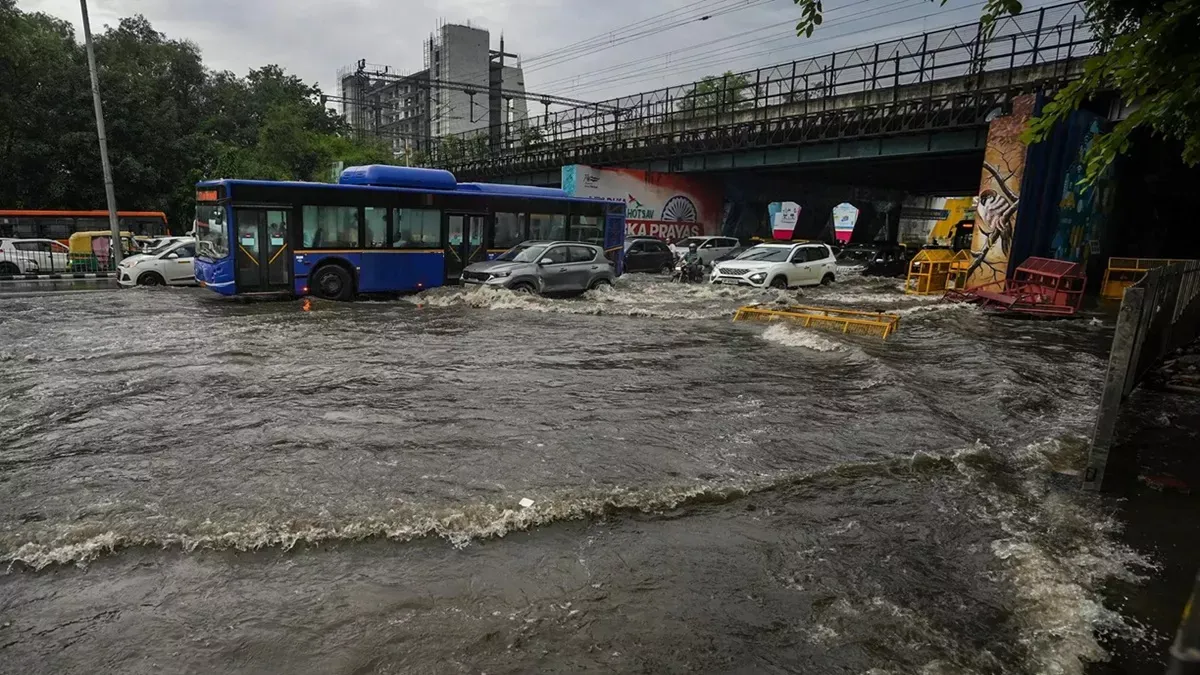 Delhi-NCR Rains: Capital Region Wakes Up To Heavy Downpour, Waterlogging Reported; IMD Issues ...