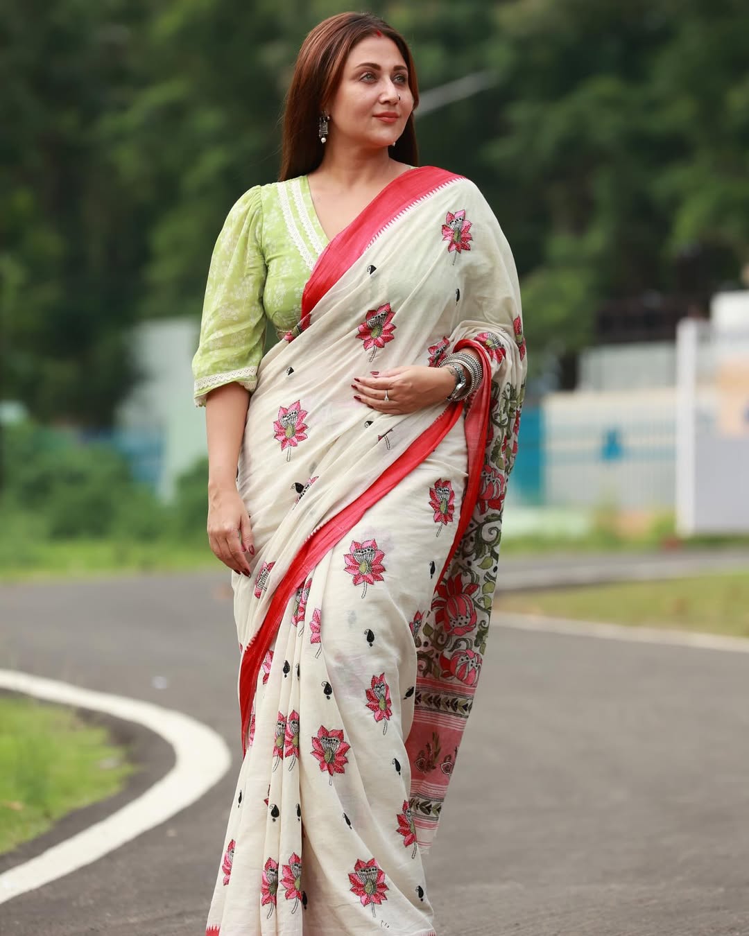 Swastika Mukherjee-Inspired Modest Saree And Blouse Designs For Women ...