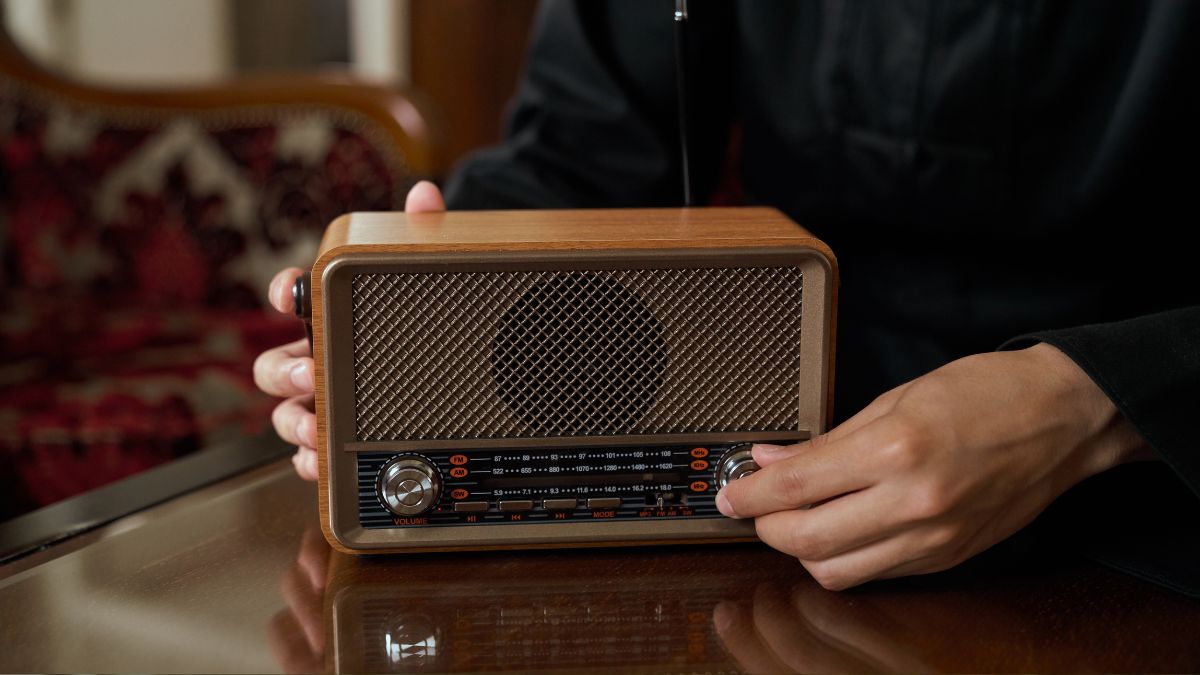 National Radio Day: When And Who Invented Radio? Top 10 Countries With ...