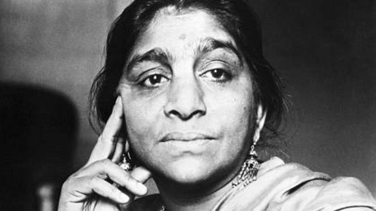 10 Greatest Poets In Indian History Who Touched Hearts With Their Words ...