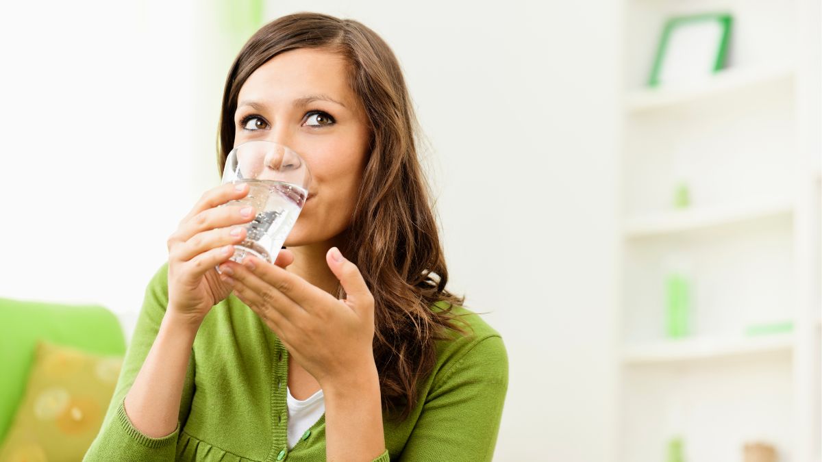 Why You Shouldn’t Drink Water Immediately After Eating Food?