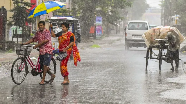 Pune Weather Today: Heavy Rain Lashes City, IMD Issues Yellow Alert For ...