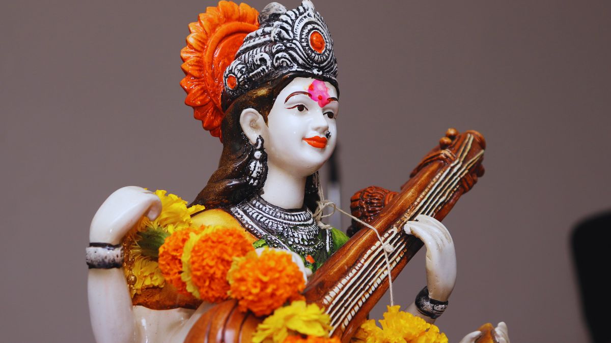 Saraswati Balidan 2025: Date, Uttara Ashadha Nakshatra Timings, Shubh ...