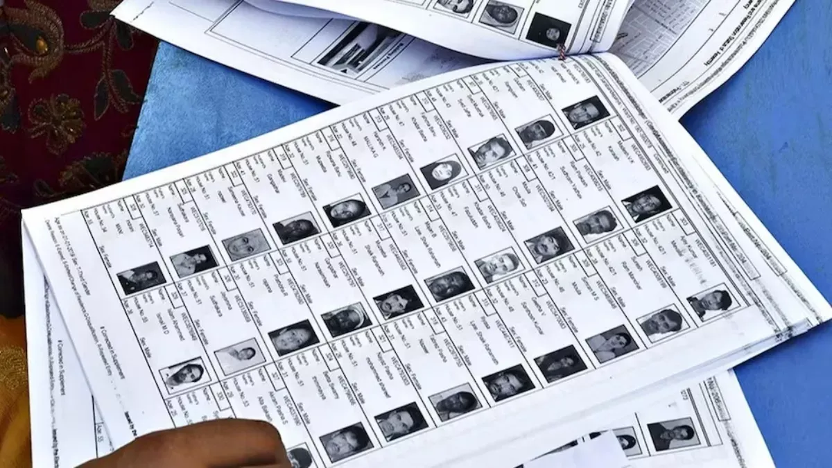 Bengal Voter List Revision: EC Adds New Norms For Accepting Valid Proof ...