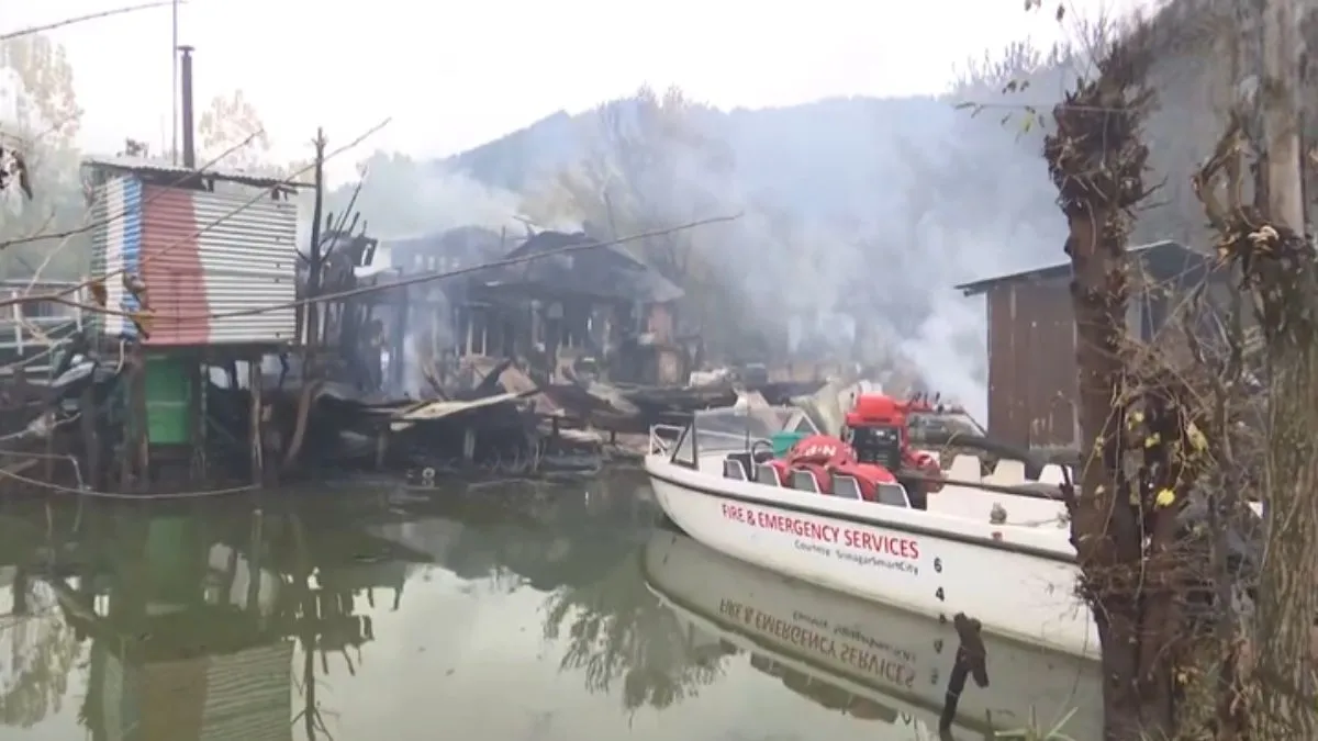 J-K Plans First Water Metro On Dal Lake, Jhelum River; State Govt Inks ...