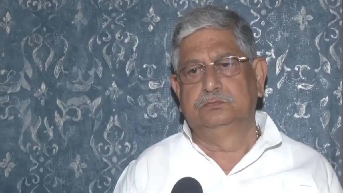 Bihar Polls: Rajiv Ranjan Takes 'Hawabaazi Ki Aadat' Jibe At Tejashwi ...