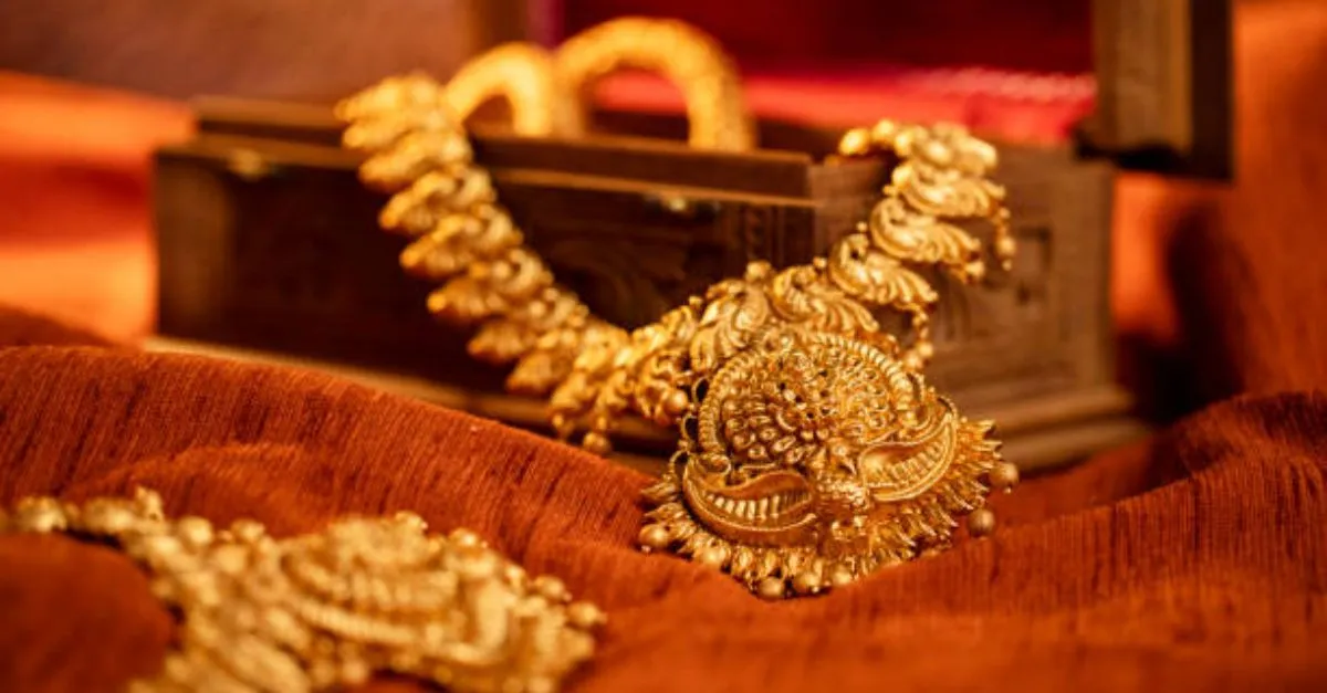 Gold Rate Today: Yellow Metal Hits Rs 12,628 Per Gram | Check 24K, 22K ...