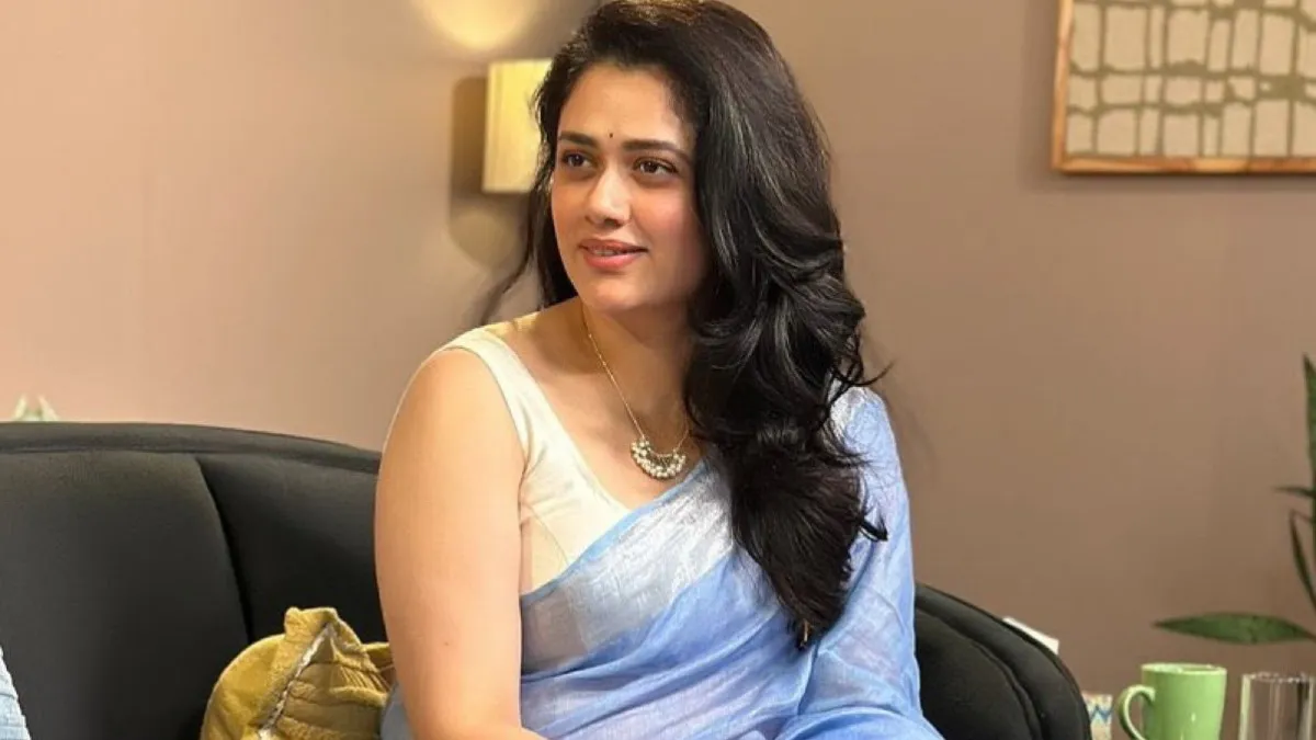 Who Is Girija Oak? Jawan Actress Reacts To Sydney Sweeney Comparisons ...