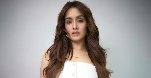 Shraddha Kapoor Confirms Leg Injury On Eetha Sets; Shares Health Update ...