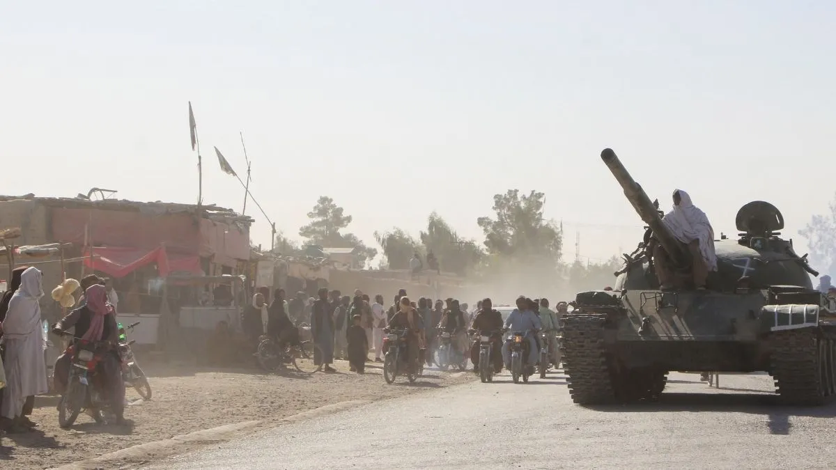 Taliban Warns Pakistan Of Imminent Response After Deadly Airstrikes ...