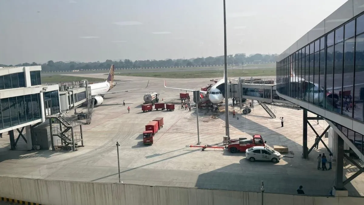 Patna Airport Expansion: 3 New Aerobridges To Be Operational By Dec 31 ...