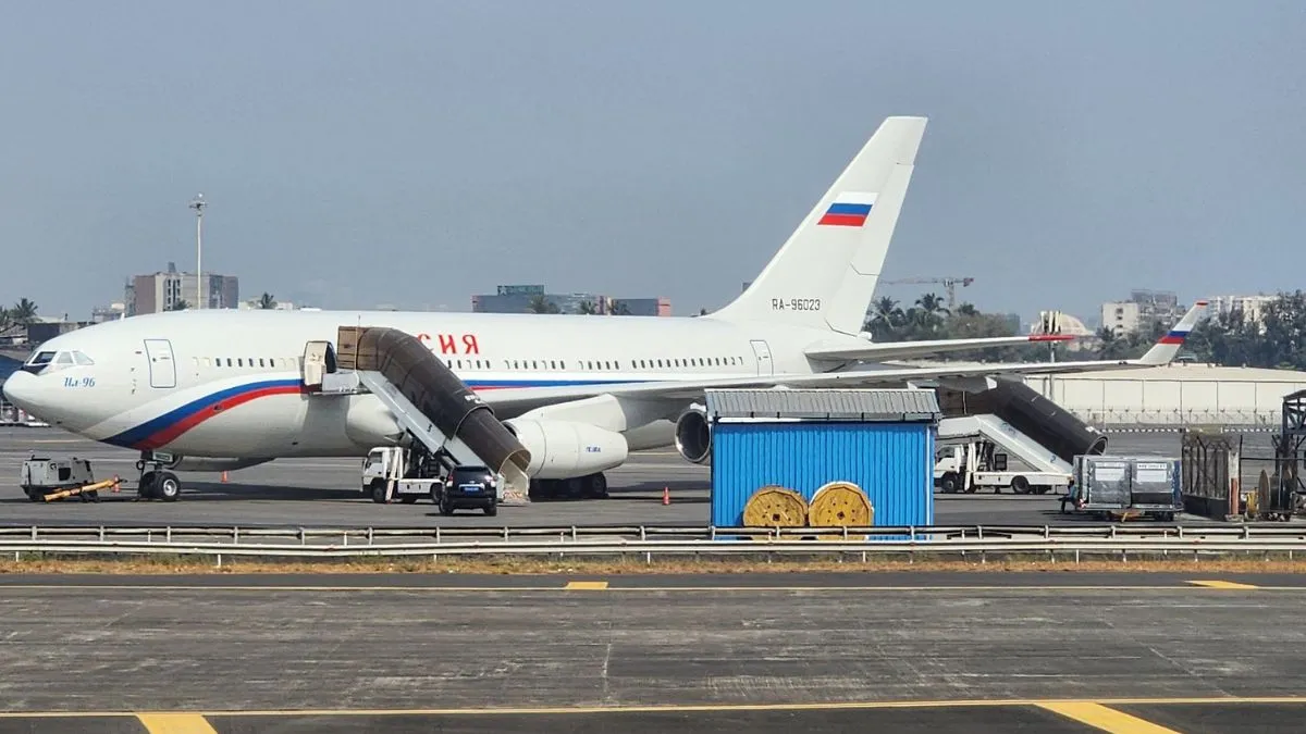 Inside Putin’s ‘Flying Kremlin’: Key Facts About Russian President’s ...