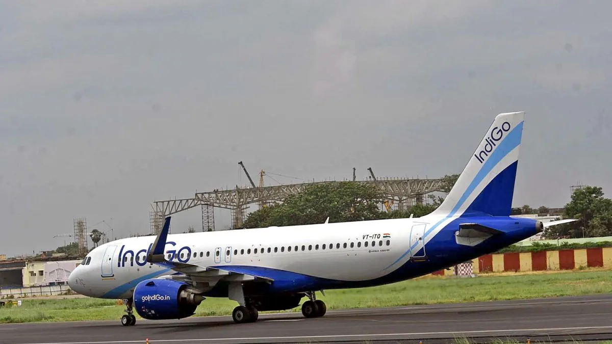 Mumbai Airport: Over 3 Lakh Passengers Hit As IndiGo Cancels 905 ...