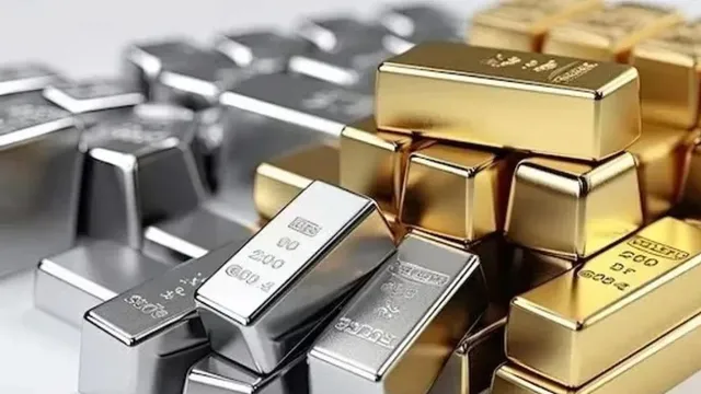 Silver Prices Today: White Metal Hit All-Time High, Crosses Rs 2 Lakh ...