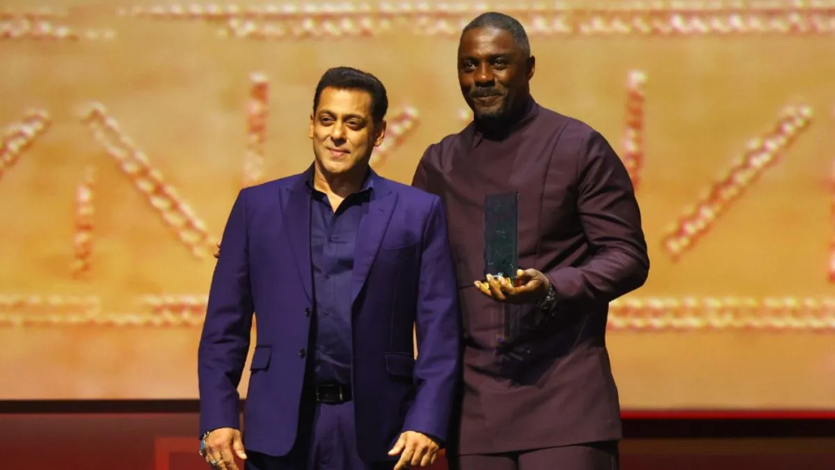 Salman Khan Honours Idris Elba With Major Award At Red Sea ...
