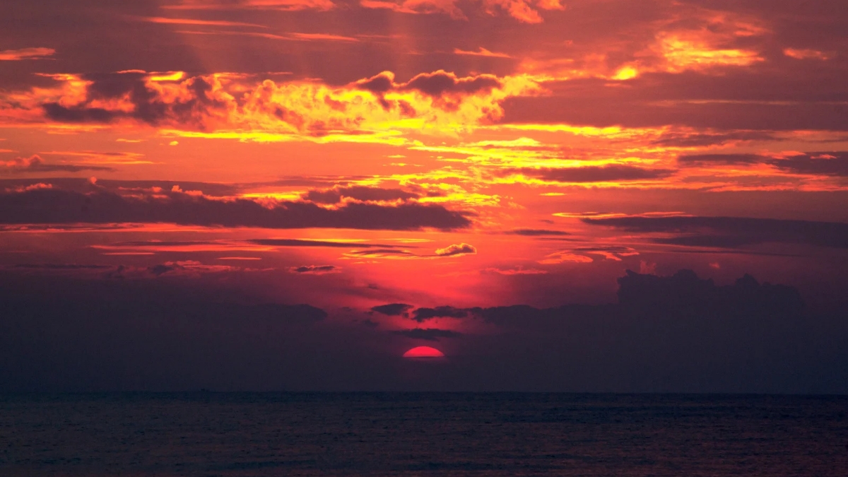 Why Do Sunrises And Sunsets Look Red? Know The Interesting Science ...