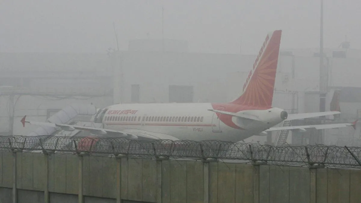 129 Flights Cancelled, Several Delayed At Delhi Airport Amid Dense Fog ...