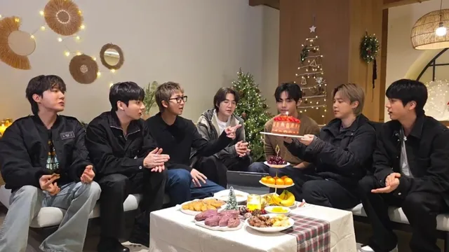 BTS Celebrates V’s Pre-Birthday Together On Weverse Live, Calls ...