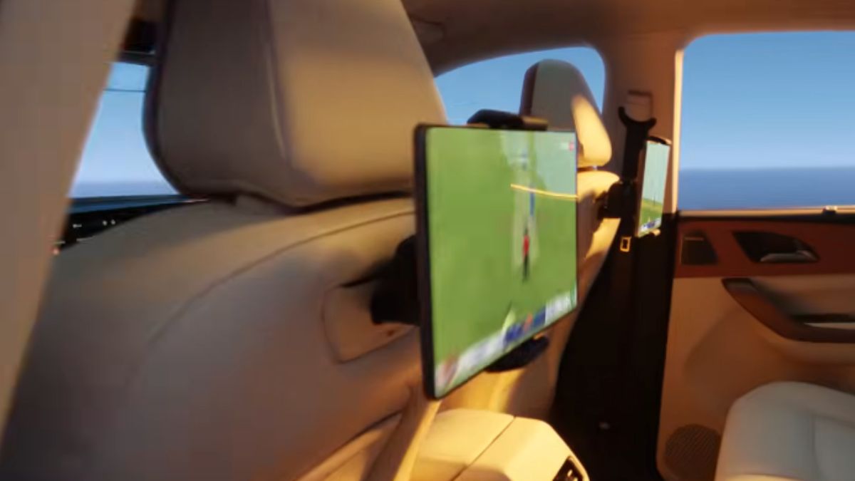 In Pics: Triple Screen To Boss Mode; Top 5 Features Of The Mahindra XUV 7XO