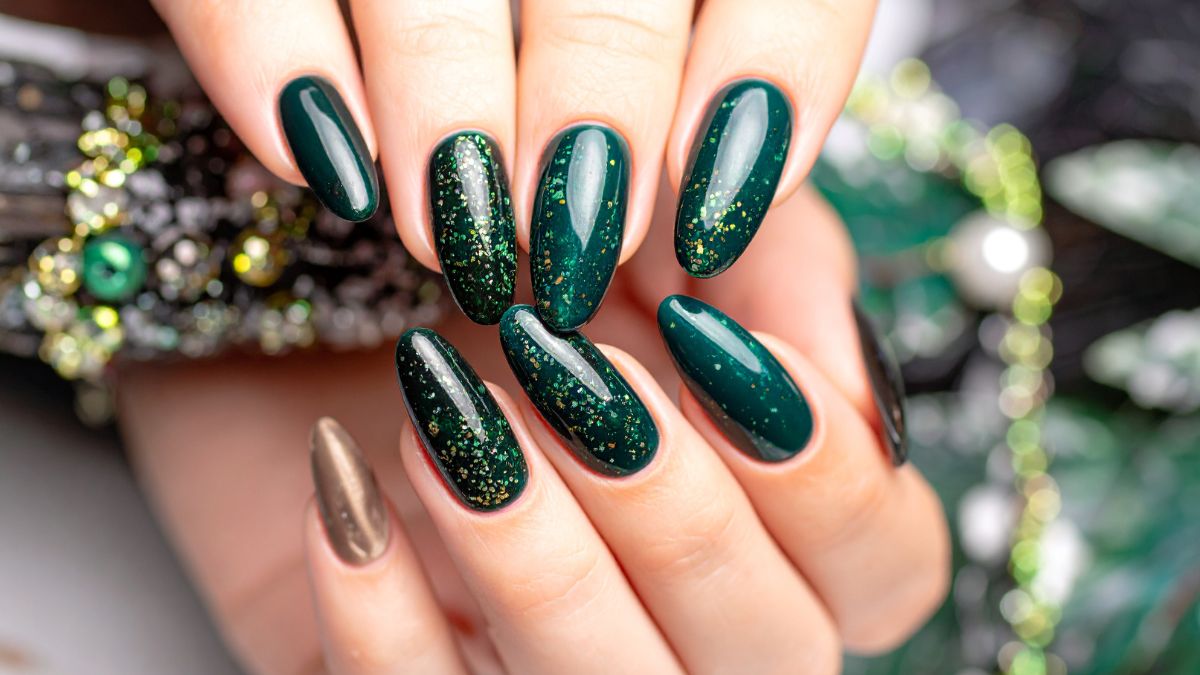 Which Nail Polish Colour Suits Dark Skin Tones? Know Shades That ...