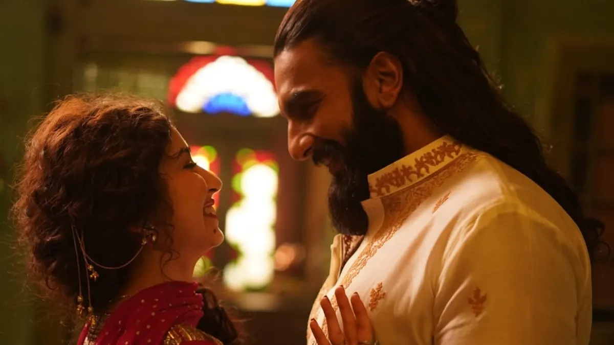 Sara Arjun Defends 20-Year Age Gap With Ranveer Singh, Praises ...