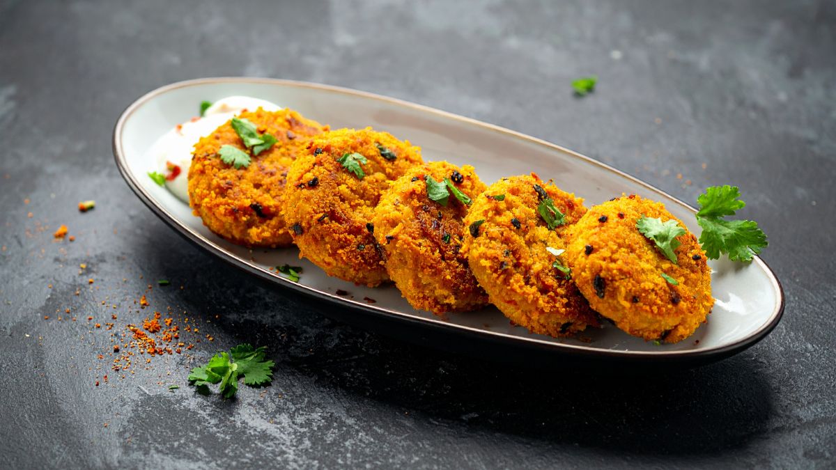 Easy Veg Cutlet Recipe: How To Make Quick And Crispy Vegetable Fritters ...