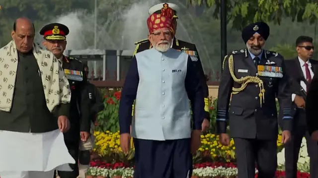 Republic Day 2026: PM Modi Dons Multicoloured Turban For 77th Republic ...