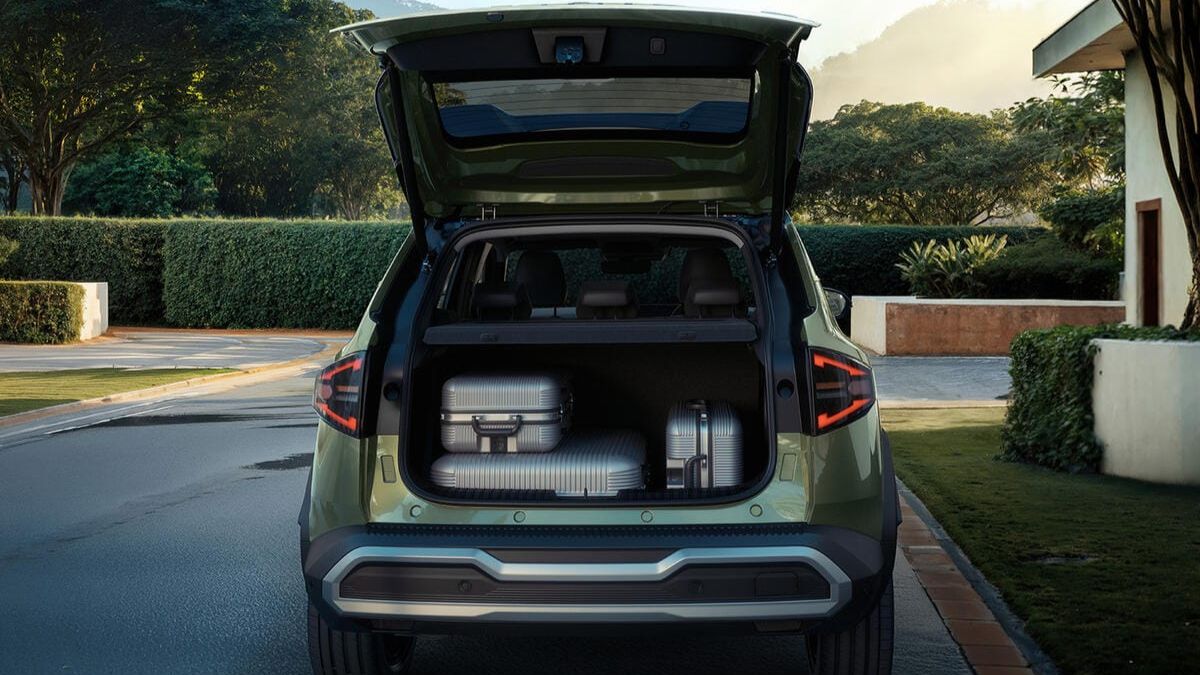In Pics: Renault Duster Unveiled In India; Gets Strong Hybrid, Level 2 ...