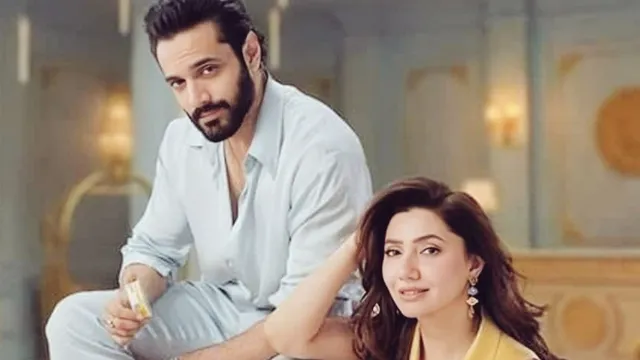 Mahira Khan, Wahaj Ali Dance To Mera Piya Ghar Aaya In Viral Video ...