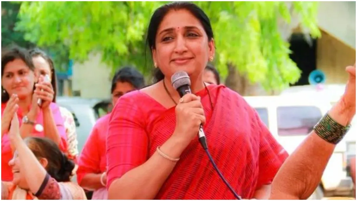 Sunetra Pawar Elected Leader Of NCP Legislative Party, Oath As ...