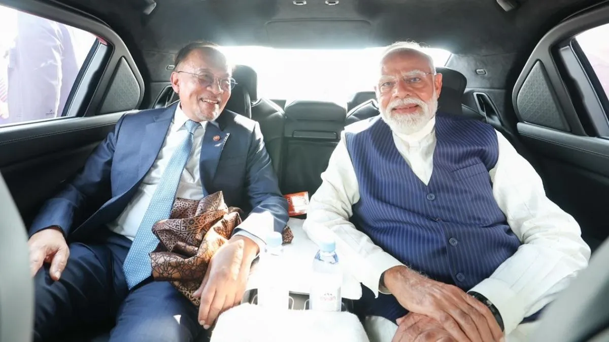 'Celebrating India-Malaysia Connect': PM Modi Shares Car Ride With ...