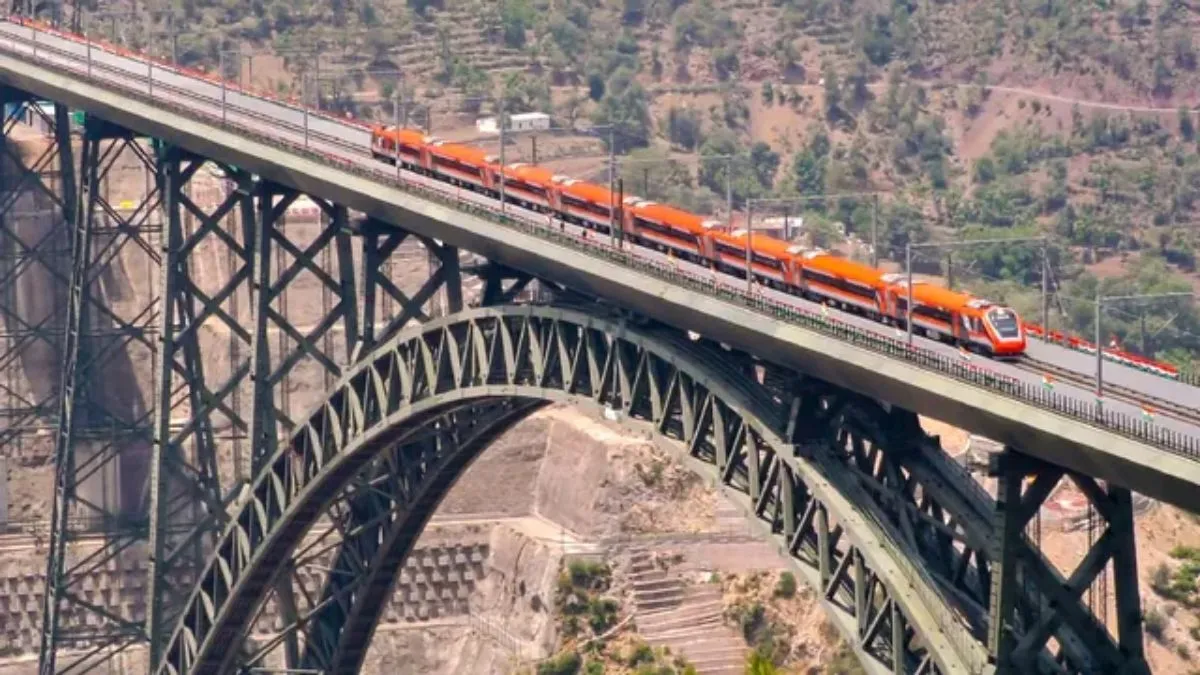 Railway Extends Budgam-Banihal Special Train With Vistadome Coach To ...